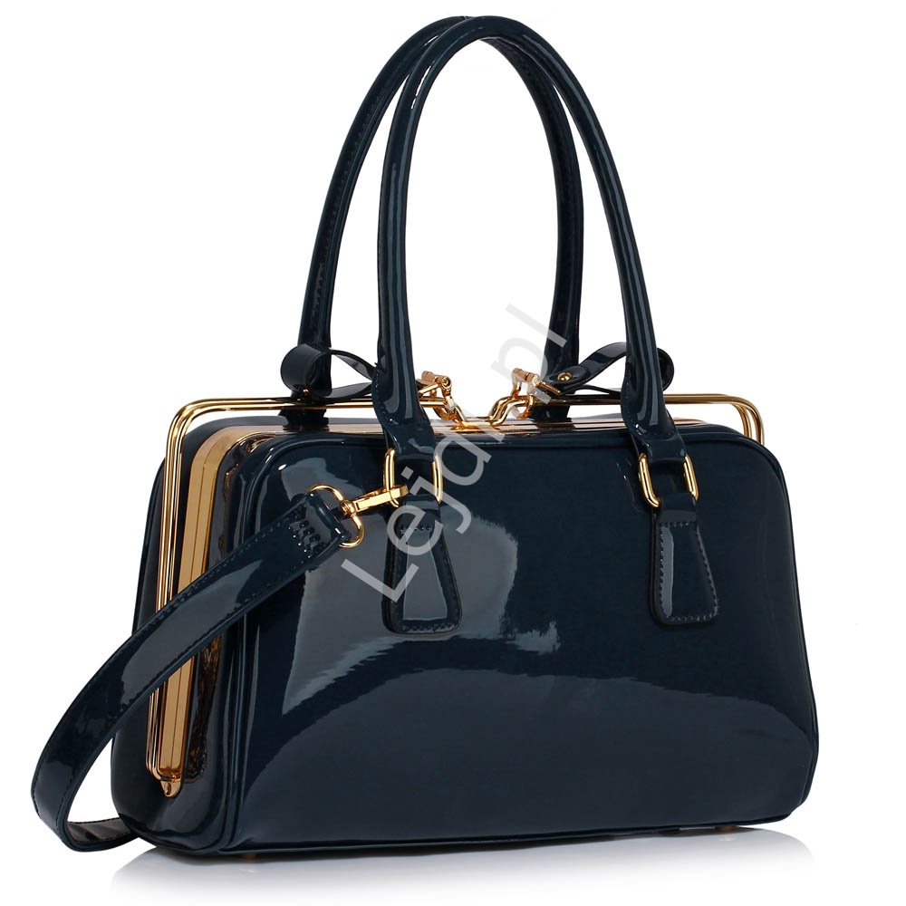 Granatowa lakierowana torebka ze złotym okuciem - Lejdi.pl